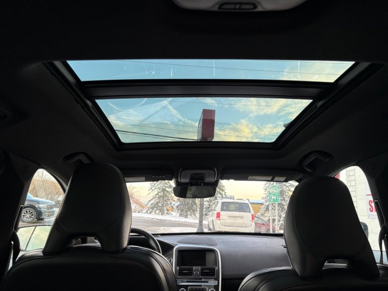 Used 2015 Volvo XC60 T6 R-Design Platinum | AWD | TURBO | LEATHER ...